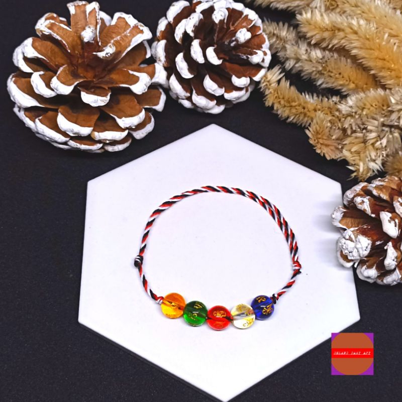 Jual Gelang Tridatu 5 Bola Batu Tulisan Tibet Gelang Tridatu 3 warna ...