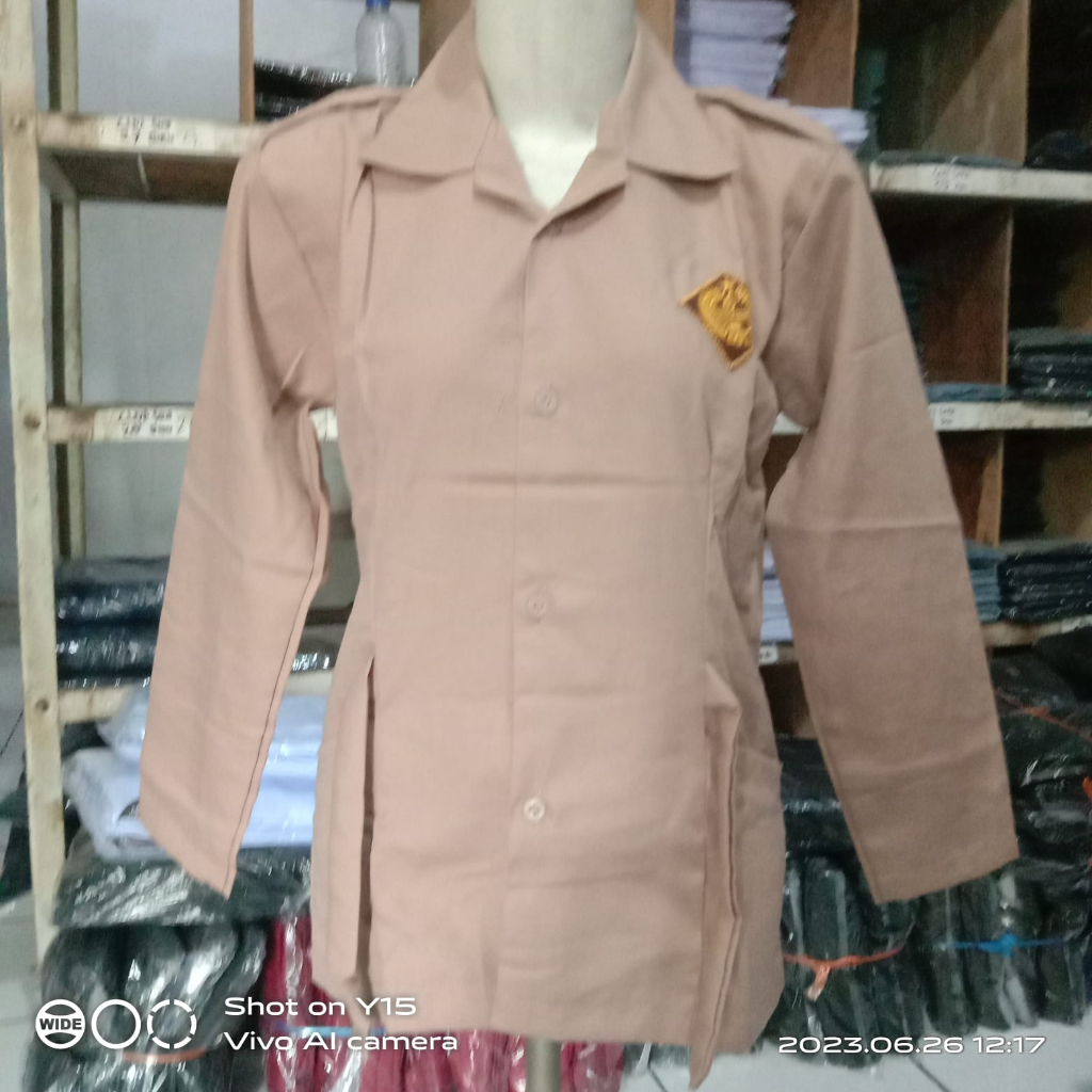 Jual BAJU PRAMUKA PANJANG PEREMPUAN KANTONG BAWAH SMP/SMA K SERAGAM SEKOLAH SMP/SMA SERAGAM ...
