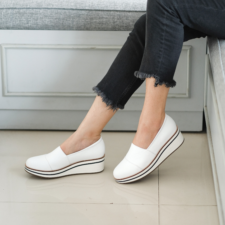 Jual Shoeka - Lova Wedges Sneakers Putih | Shopee Indonesia