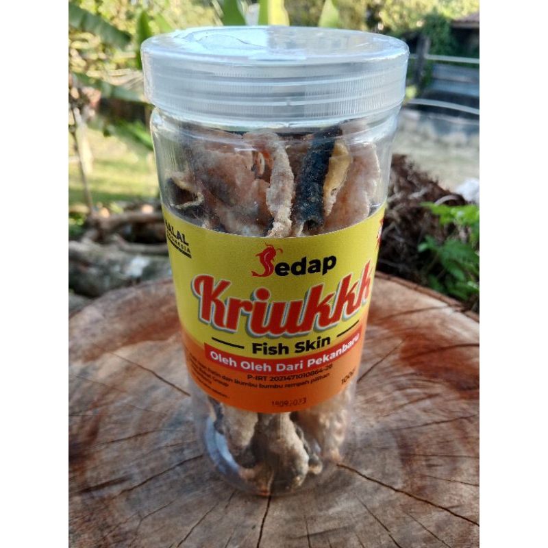 Jual kerupuk kulit ikan patin kriukkk, fish skin. kemasan toples ...