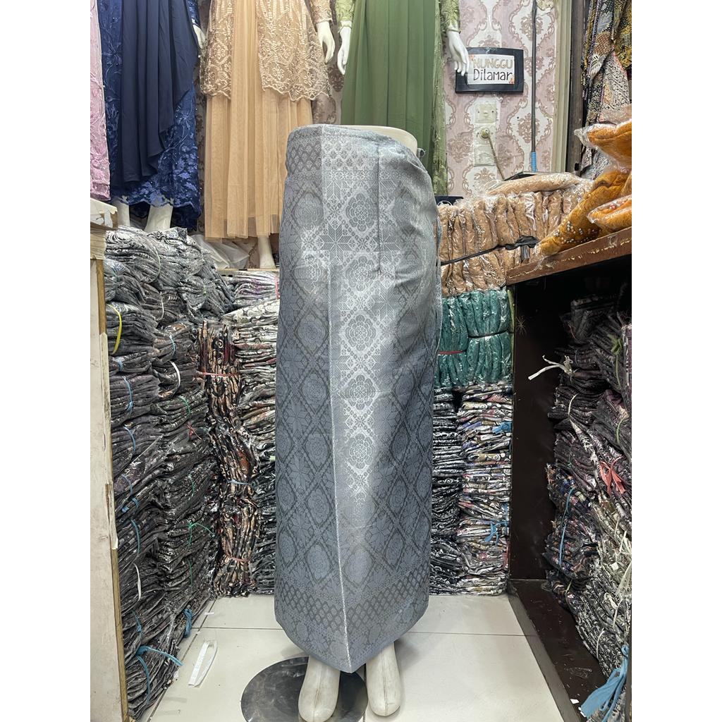 Jual Rok Lilit Wanita Songket Silver Dan Aneka Warna Lain nya | Shopee ...