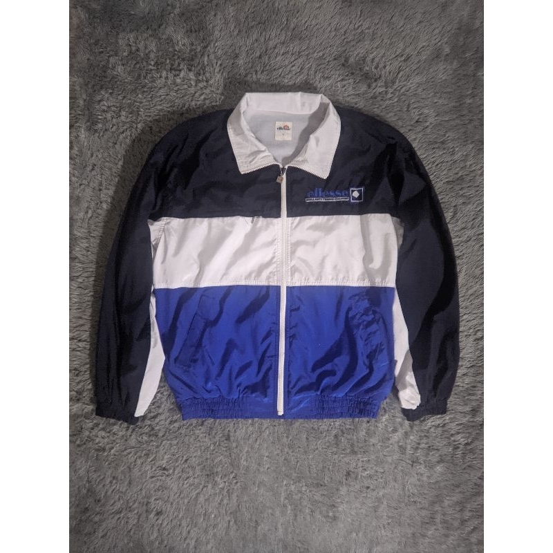 Jual Ellese Windbreaker second (NET) | Shopee Indonesia