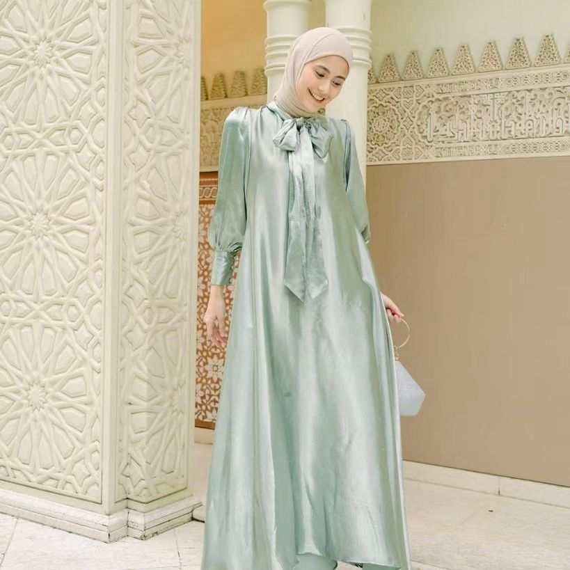 Jual Gameela Dress Wanita Matt Santorini Silk Dengan Model Resleting ...