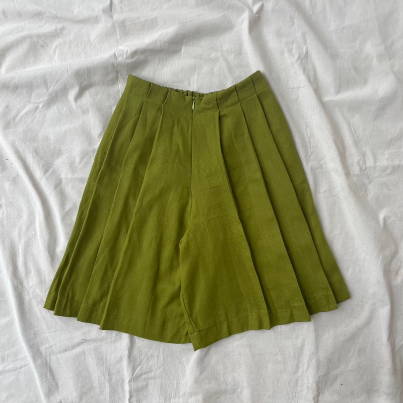 Jual Short Clown in green | Shopee Indonesia