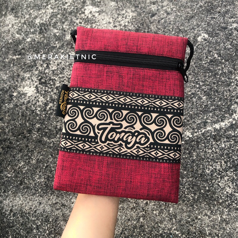Jual Tas Selempang Toraja Kecil Tebal Slingbag Amelia Art | Shopee ...