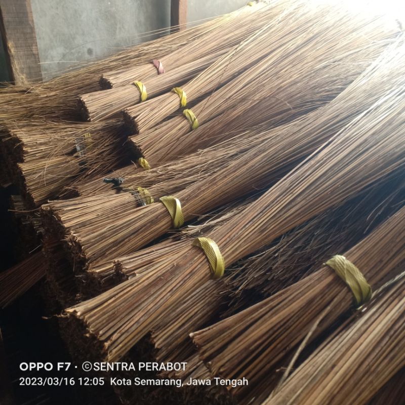 Jual Sapu Lidi Ikat Tanpa Gagang Sapu Taman Halaman Ekonomis | Shopee ...