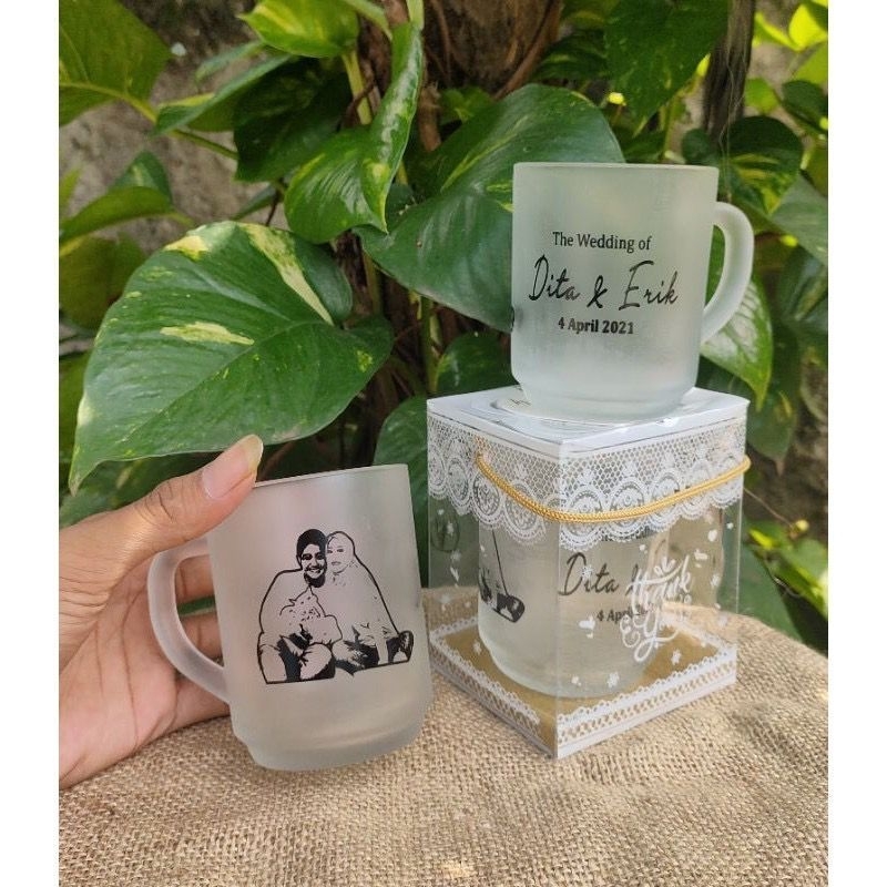 Jual souvenir pernikahan gelas kaca sablon Dove gelas gagang doff plus ...