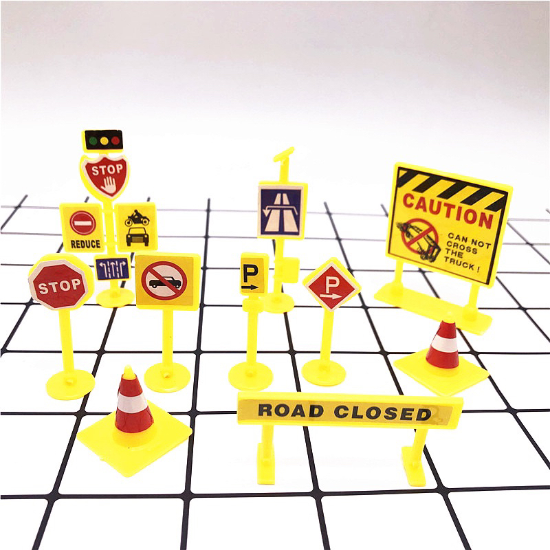 Jual Excavator Boy beko Ornamen Rambu Jalan Proyek Soft Yellow Car ...