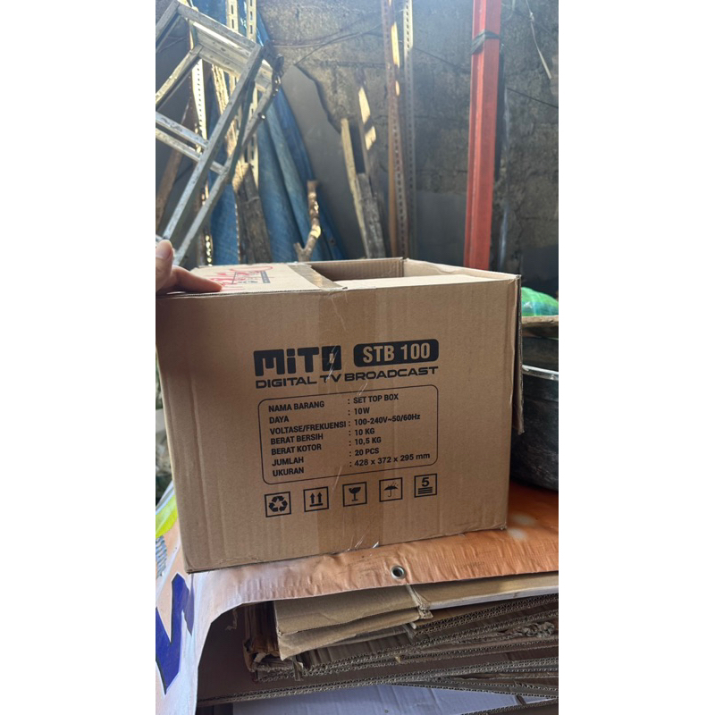 Jual kardus dus bekas kondisi bagus buat packing | Shopee Indonesia