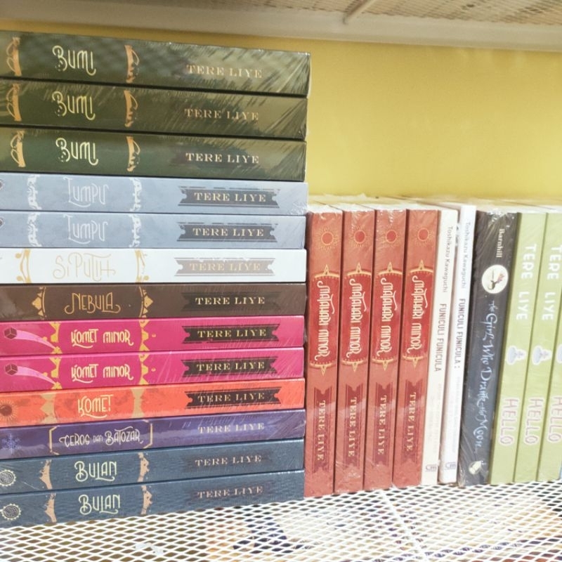 Jual (ORI) NOVEL BUMI SERIES - TERE LIYE BULAN MATAHARI BINTANG KOMET ...
