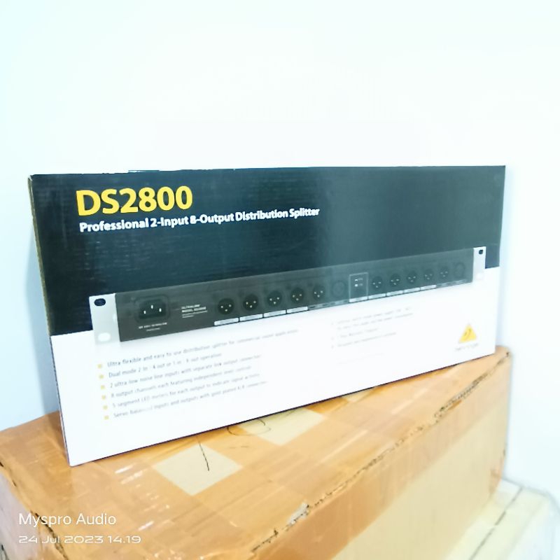Jual Behringer DS2800 2-Input 8-Output Distribution Splitter | Shopee ...