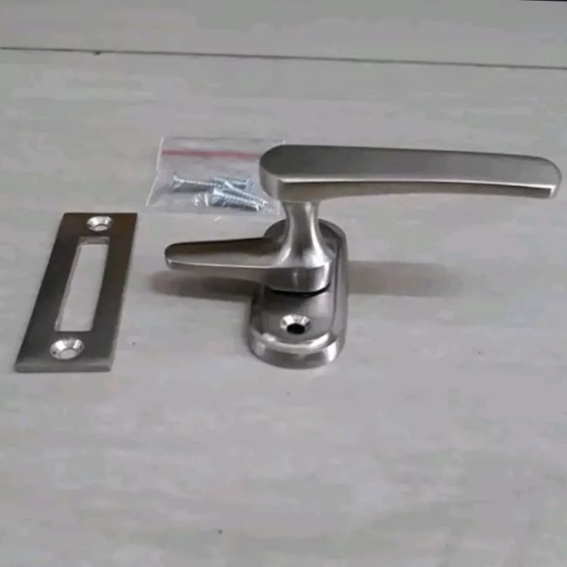 Jual Rambuncis Ukuran Besar Kunci Jendela Panolet Grendel Slot Grendel ...