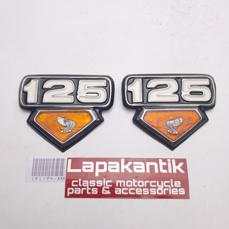 Jual HONDA CB-125 CB 125 CB125 EMBLEM BOK AKI BOX ACCU | Shopee Indonesia Jual HONDA CB-125 CB 125 CB125 EMBLEM BOK AKI BOX ACCU | Shopee Indonesia