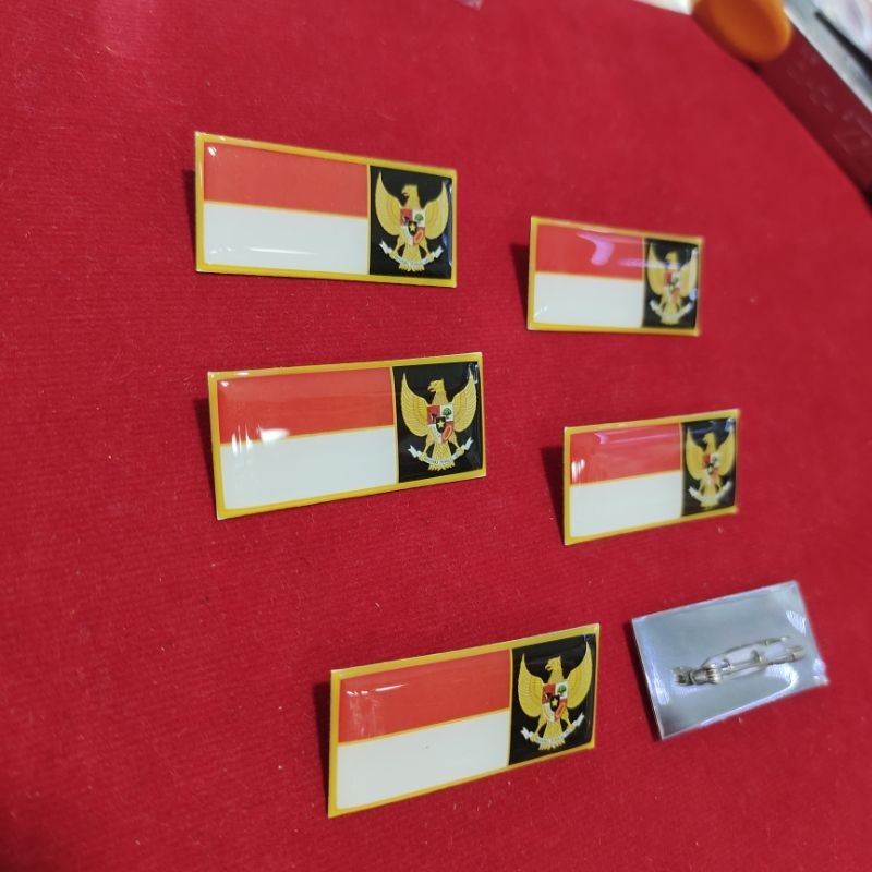 Jual pin bendera merah putih / pin paskibraka | Shopee Indonesia
