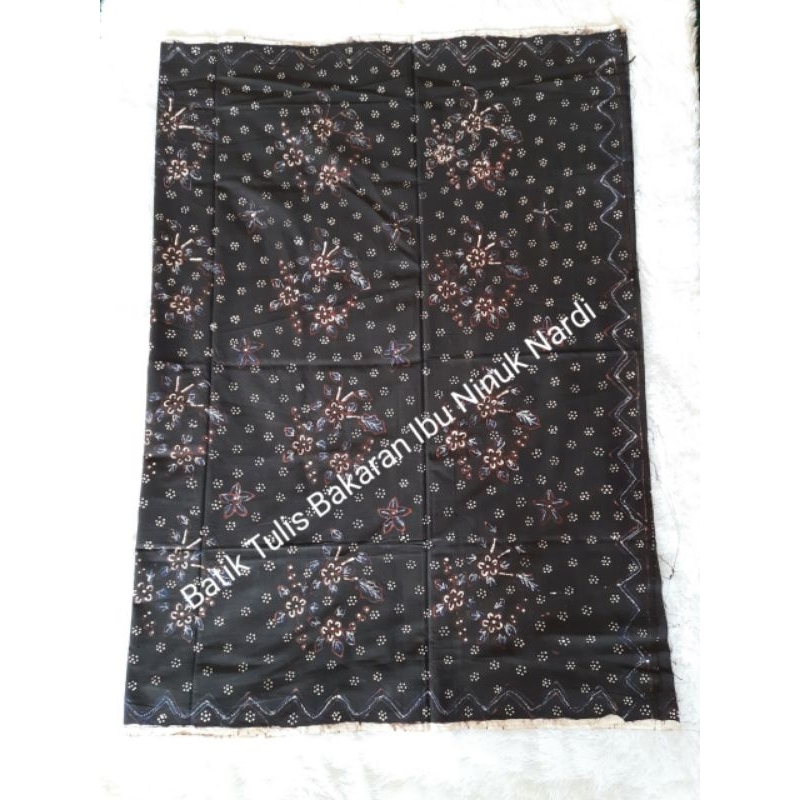 Jual Sarung Batik Tulis Bakaran Motif Semanggi | Shopee Indonesia