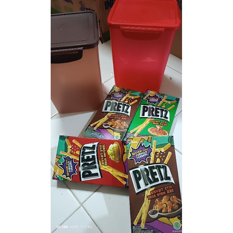 Jual BISKUIT PRETZ 1 PAKET ISI 4 + TOPLES NO REQUEST RASA | Shopee ...