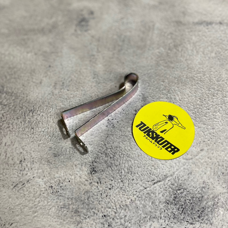 Jual Klem Penjepit Kabel Rem Belakang Original Vespa Sprint Primavera S ...