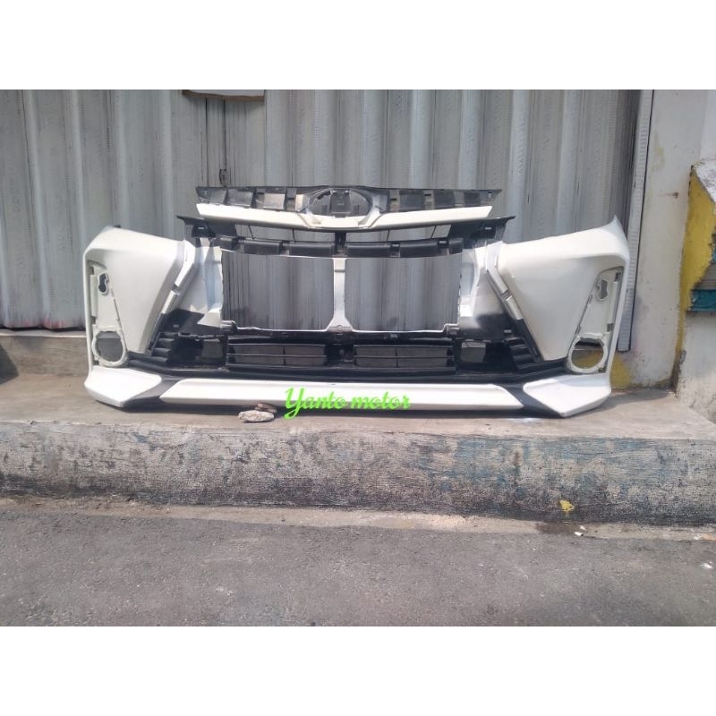 Jual Bemper depan Toyota Avanza Veloz 2019,2020 original | Shopee Indonesia