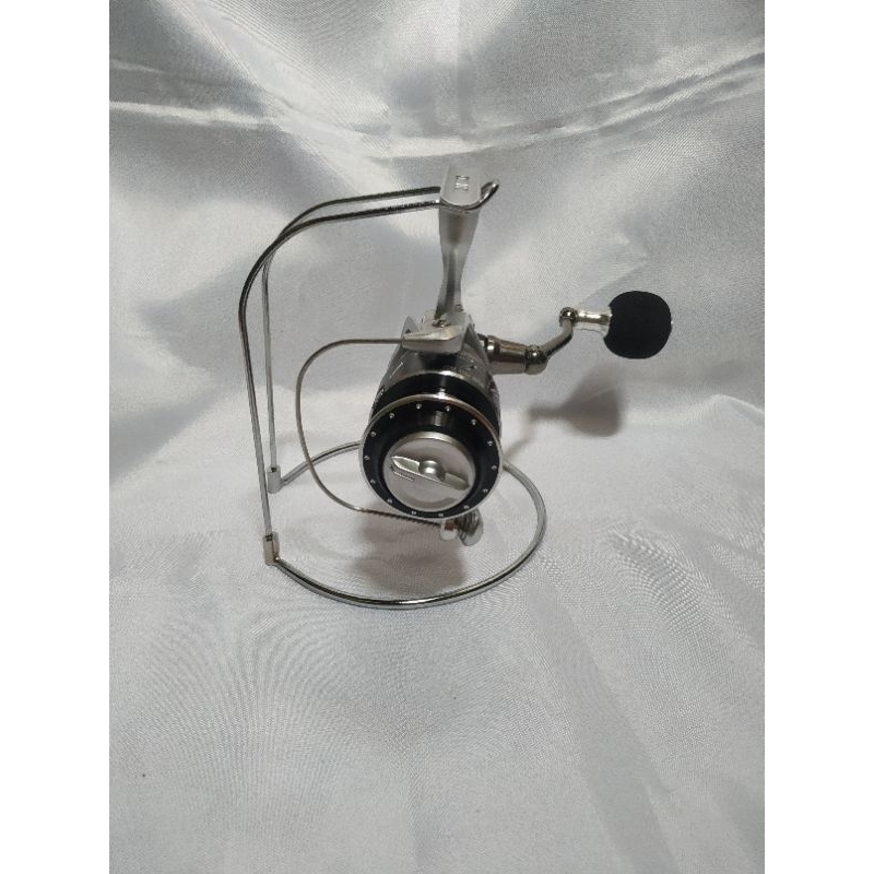 Jual Bracket Display Reel Gulungan Pancing Stand Tempat Gantungan ...