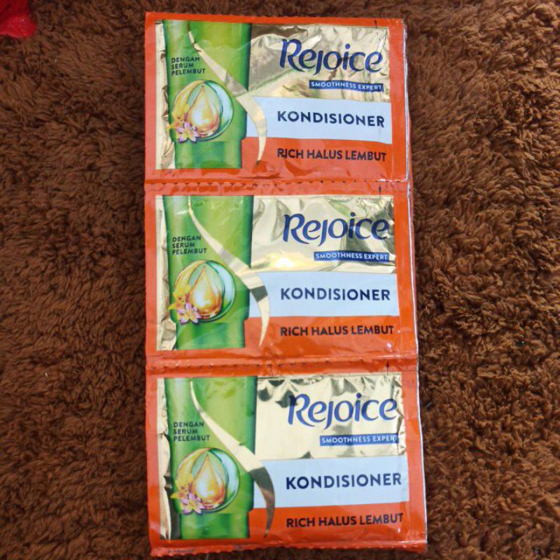 Jual REJOICE KONSDISIONER RENCENG 9ml | Shopee Indonesia