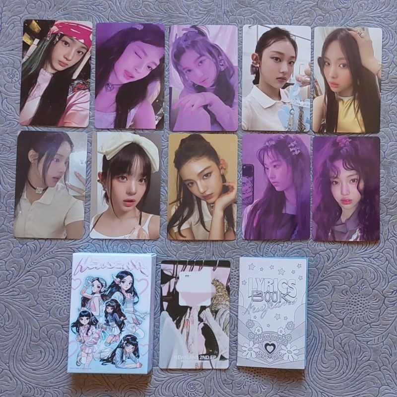 Jual Official Photocard NewJeans Get Up Weverse A Ver. Minji Hanni Danielle Haerin Hyein ...