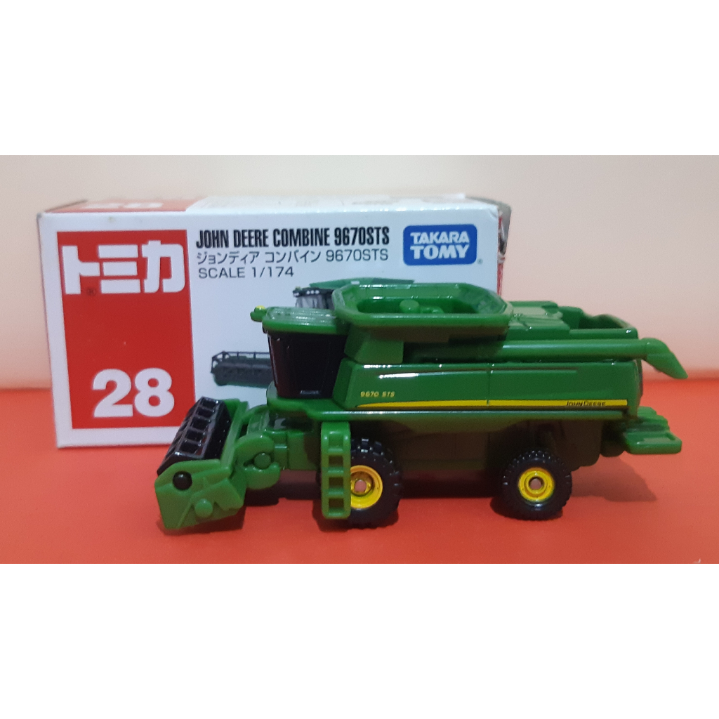 Jual Takara Tomy Tomica 28 John Deere Combine 9670STS | Shopee Indonesia