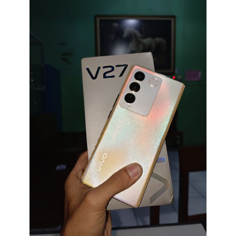 Jual Vivo V27 5G 8/256 Gold Mulus lengkap nominus | Shopee Indonesia