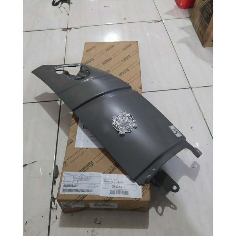 Jual PANEL PIPI SAMPING KANAN TOYOTA DYNA SAURUS ASLI 53801-0W010 ...