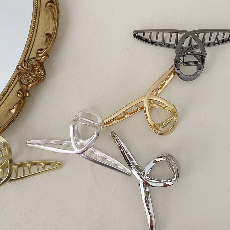 Jual Town Shell - Korean Spaghetti Metal Hair Claw / Jepit Rambut Korea ...