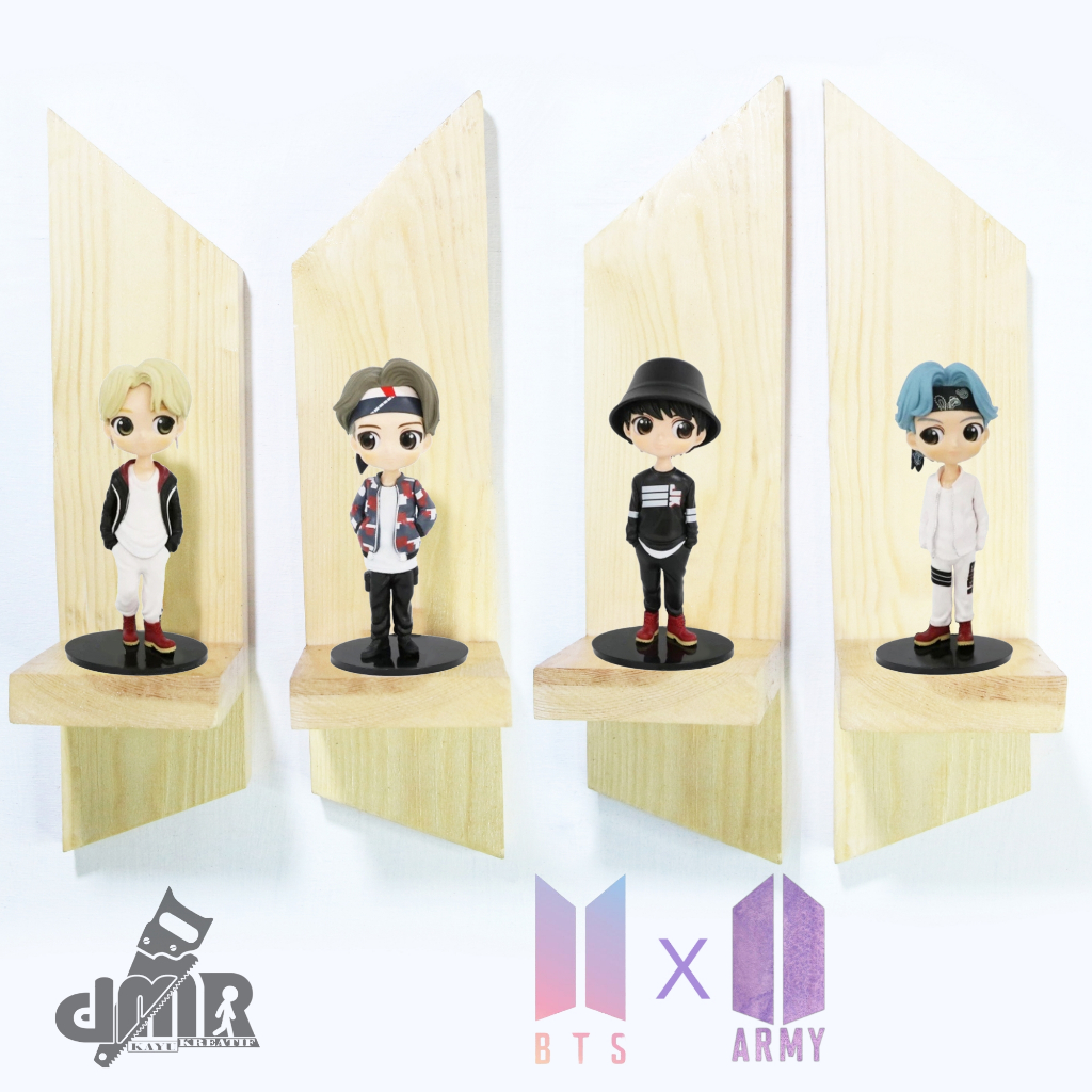 Jual Rak Kayu Photocard Action Figure Boneka BTS Army Cute BT 21 Tiny ...