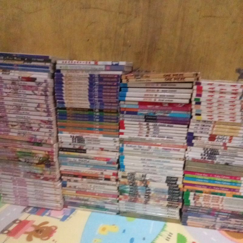 Jual Buku Original Murah - Komik Bekas Random Bisa Pilih genre Original | Shopee Indonesia