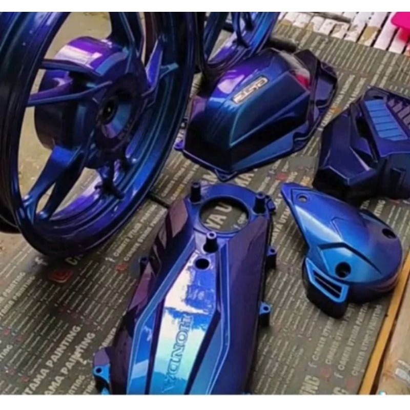 Jual CAT BUNGLON BLUE RED PURPLE 3 WARNA DASAR HITAM CAT MOBIL MOTOR ...