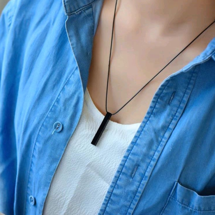 Jual KALUNG PRIA WANITA TALI LIONTIN BALOK HITAM | Shopee Indonesia