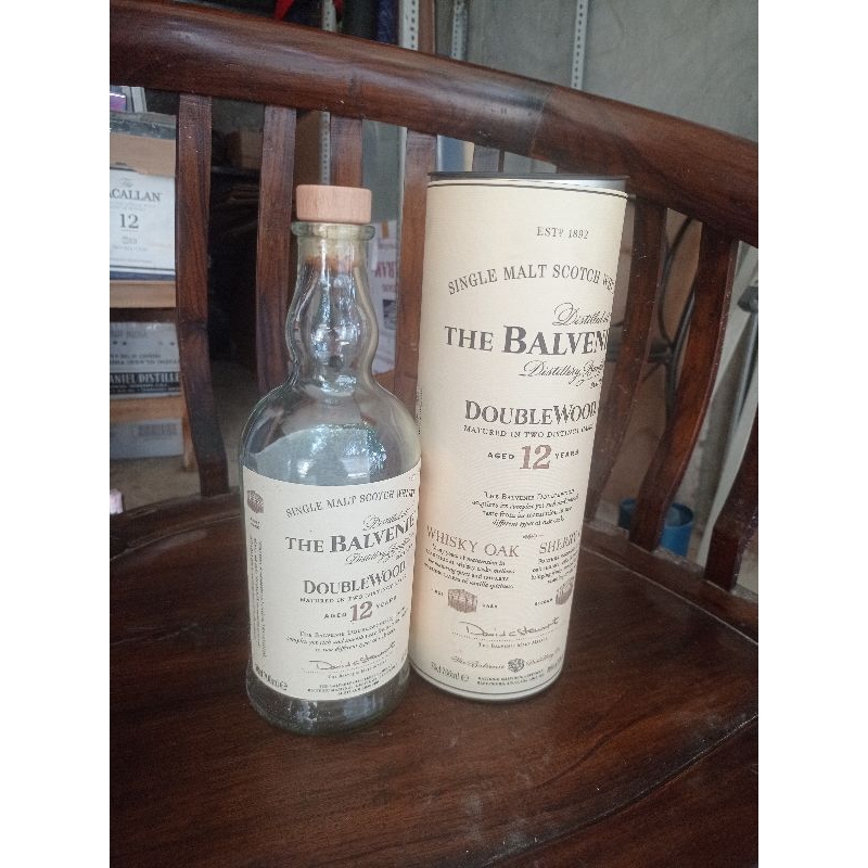 Jual botol whiskey bekas balvenie isi kosong lengkap dengan box untuk ...