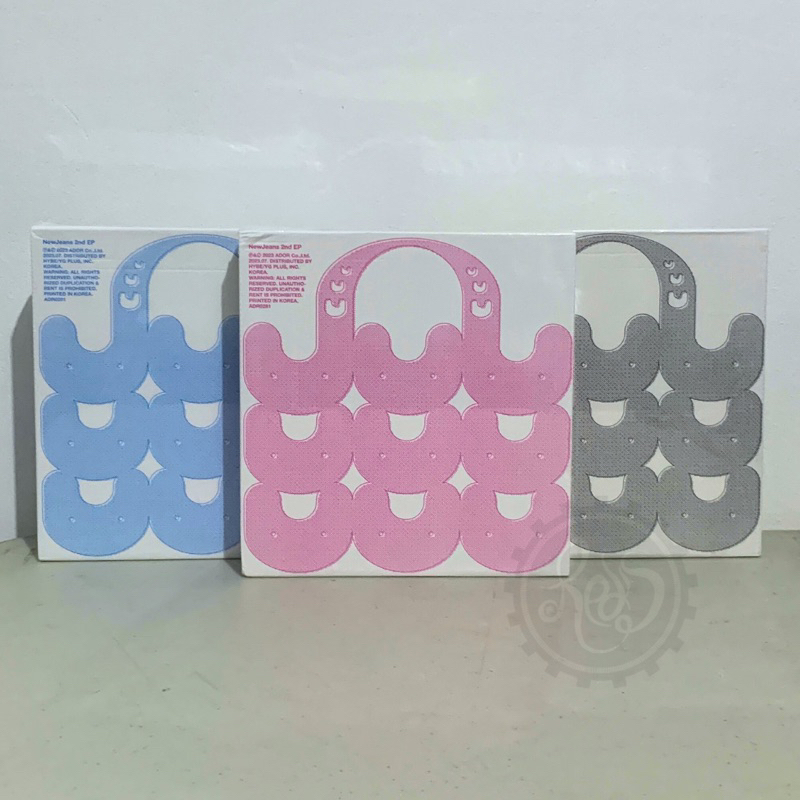 Jual [READY STOCK] NewJeans Get Up Bunny Beach Bag Version + POB | Shopee Indonesia