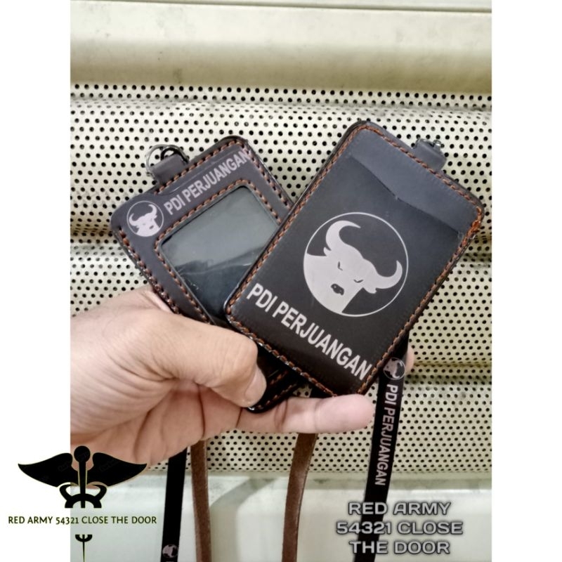 Jual ID Card Holder Tali Lanyard Name Tag Logo PDI PERJUANGAN | Shopee ...