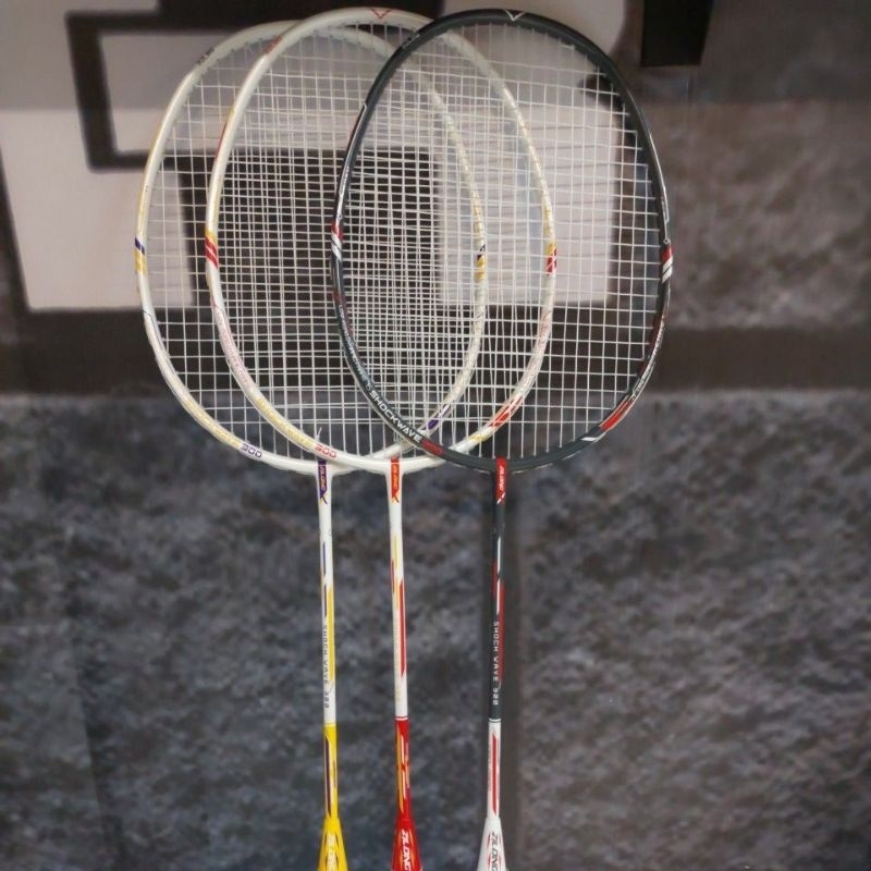 Jual New Raket Zilong SHOCK WAVE 300 Original (Sudah Terpasang Senar ...