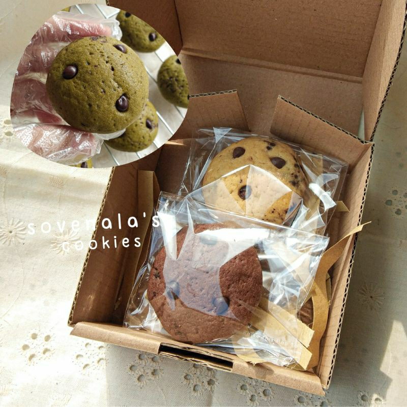 Jual SOFT COOKIES MINI BOX ISI 4 PCS by sovenala's cookies | Shopee ...