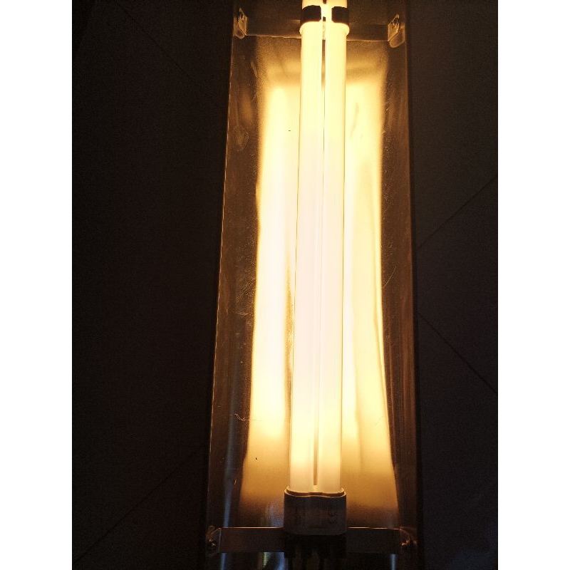 Jual LAMPU TANNING 100-120cm 4-LAMPU PLL/LOUHAN-ARWANA-CHANA | Shopee ...