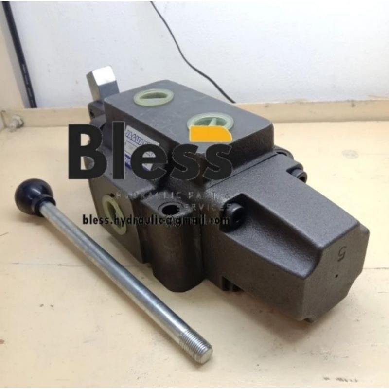 Jual DMT 06 3C2 3C3 3C4 3C6 Hand Operated Control Valve Jaguar | Shopee ...