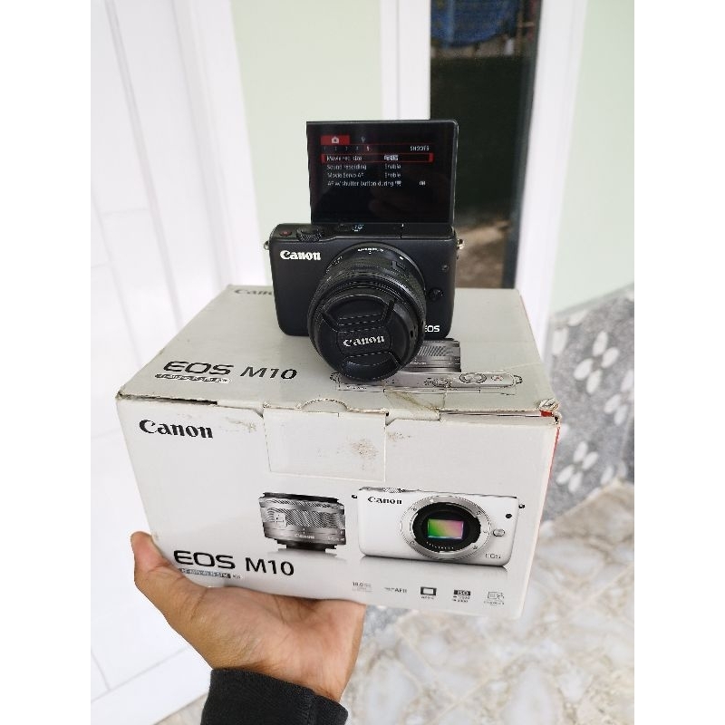 Jual Canon m10 kit 15-45mm STM / bukan canon m3 / bukan canon m100 / bukan canon m200 | Shopee ...