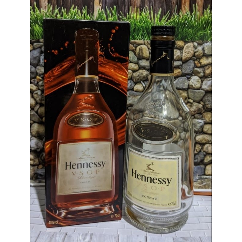 Jual Botol bekas minuman import Hennessy VSOP, Hiasan rumah, pajangan rumah, koleksi pajangan ...