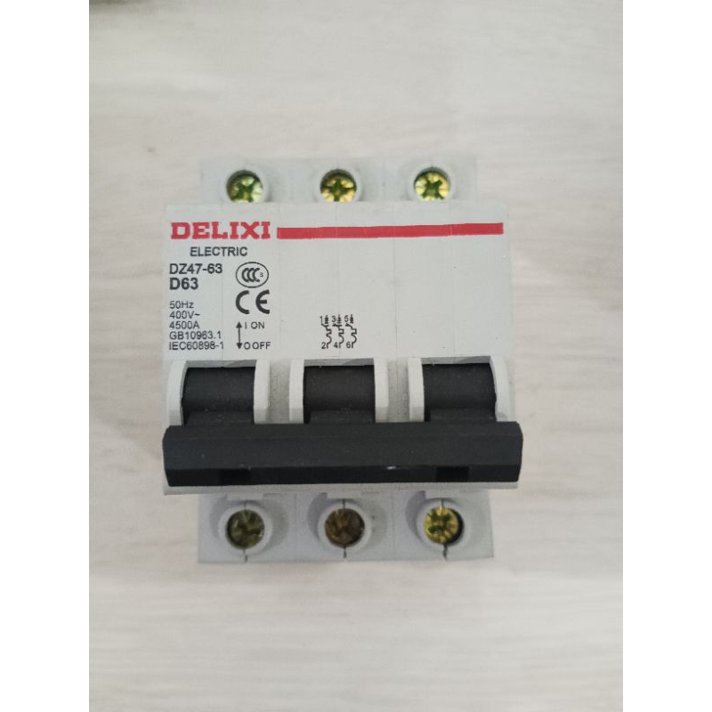 Jual MCB 3 Phase 3 Pole 63a 63 Ampere Delixi | Shopee Indonesia