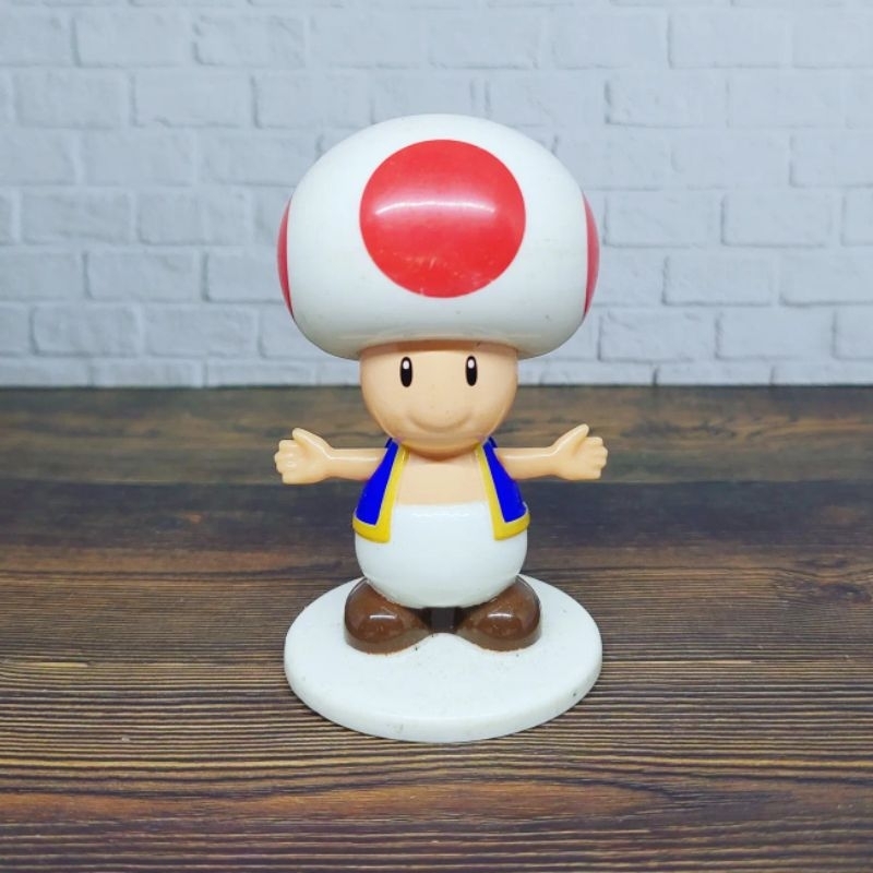 Jual Mainan Mcd figure jamur mario bros happy meal mario bros | Shopee ...