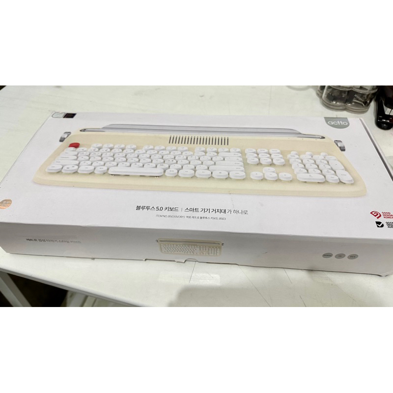 Jual ACTTO RETRO KEYBOARD bluetooth 5.0 Wireless keyboard - Second ...