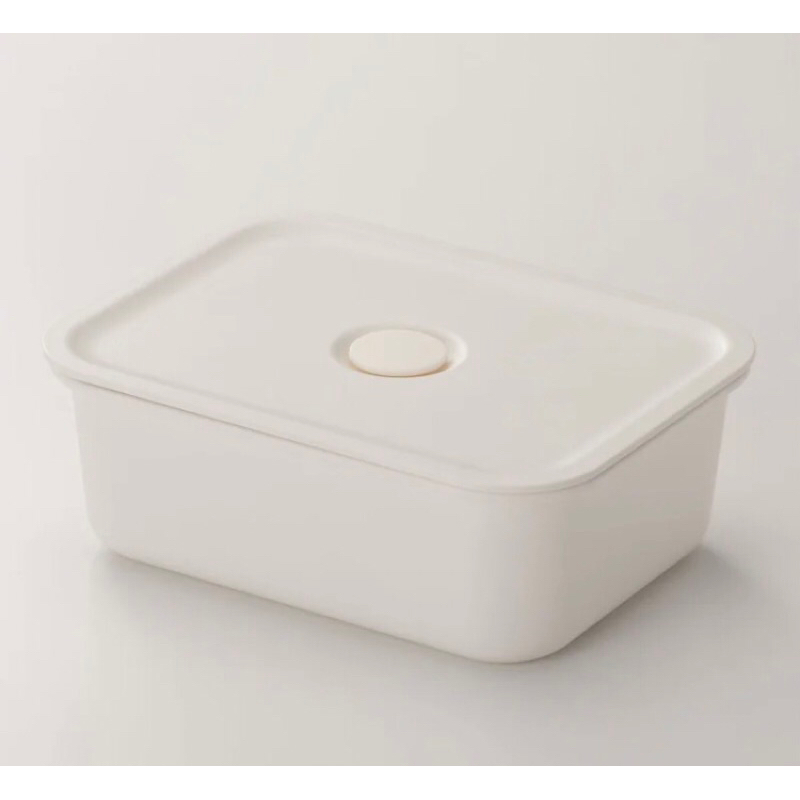 Jual [ Pre order] MUJI - Polypropylene Lunch box with valve white ...