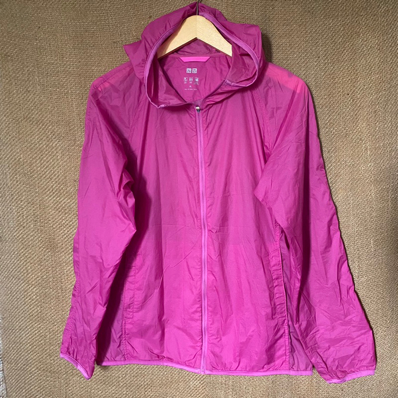 Jual Uniqlo Windproof Ultralight Jacket Woman | Shopee Indonesia
