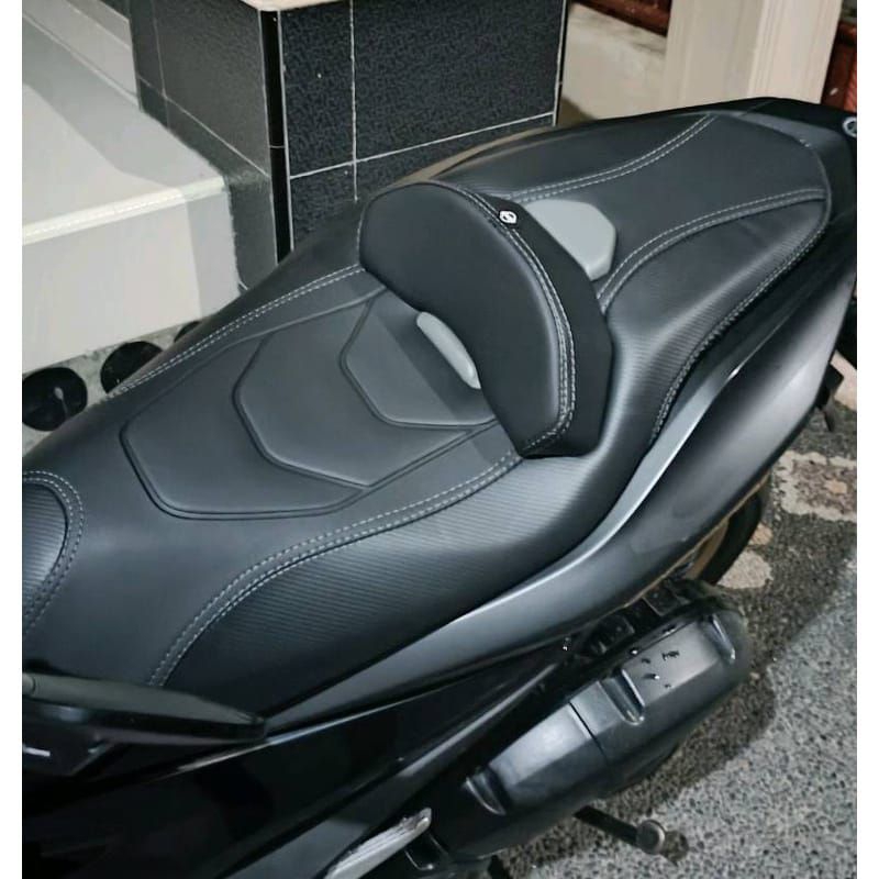 Jual Kulit Xmax model Eropa bahan mbtech-Kulit jok Xmax model eropa ...