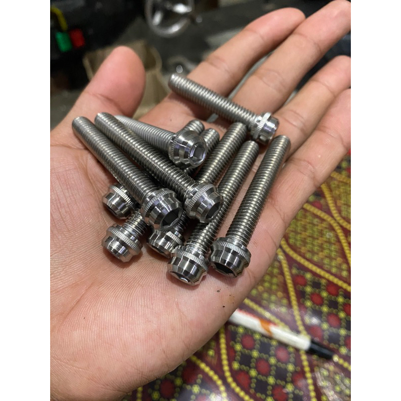 Jual Baut L m8 drat 12/baut 12 stainless handmade panjang 2CM SAMPAI 8CM | Shopee Indonesia