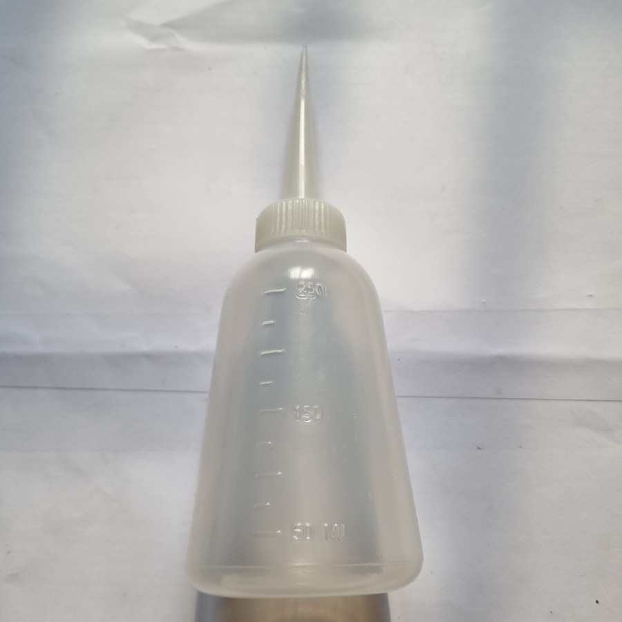 Jual botol minyak pelumas jahit atau botol oli asli 250ml MURAH ...